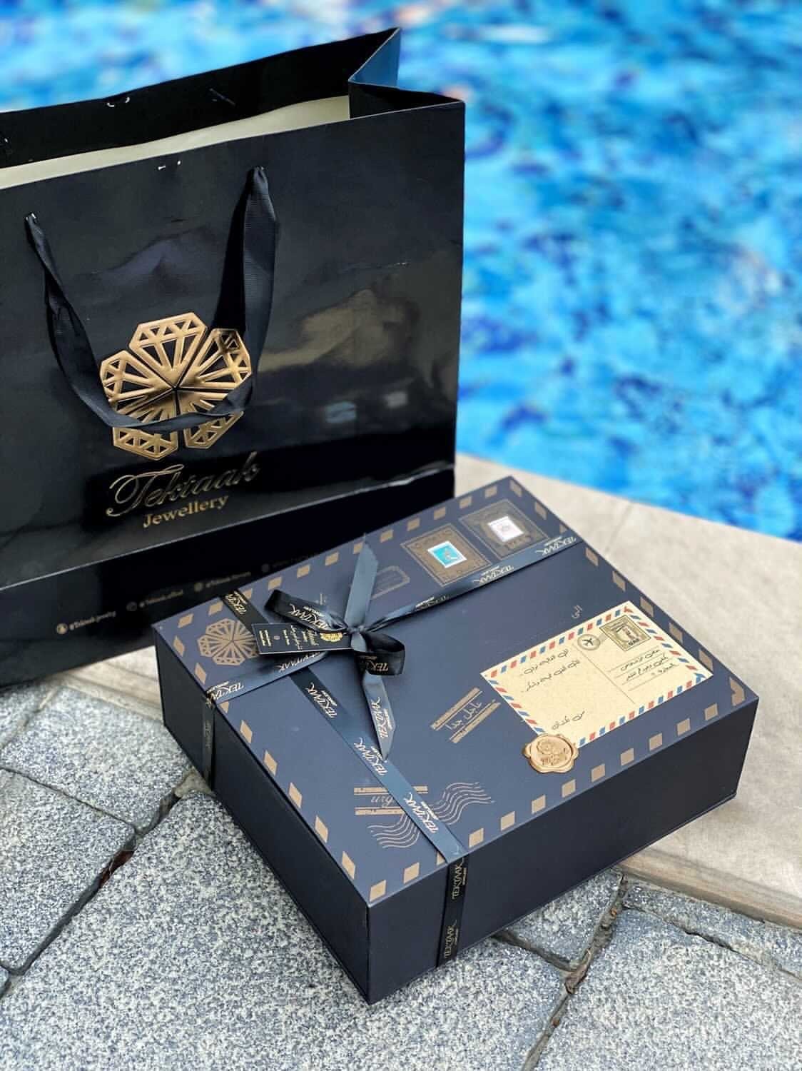 Gift box - black post Box | Tektaak jewellery